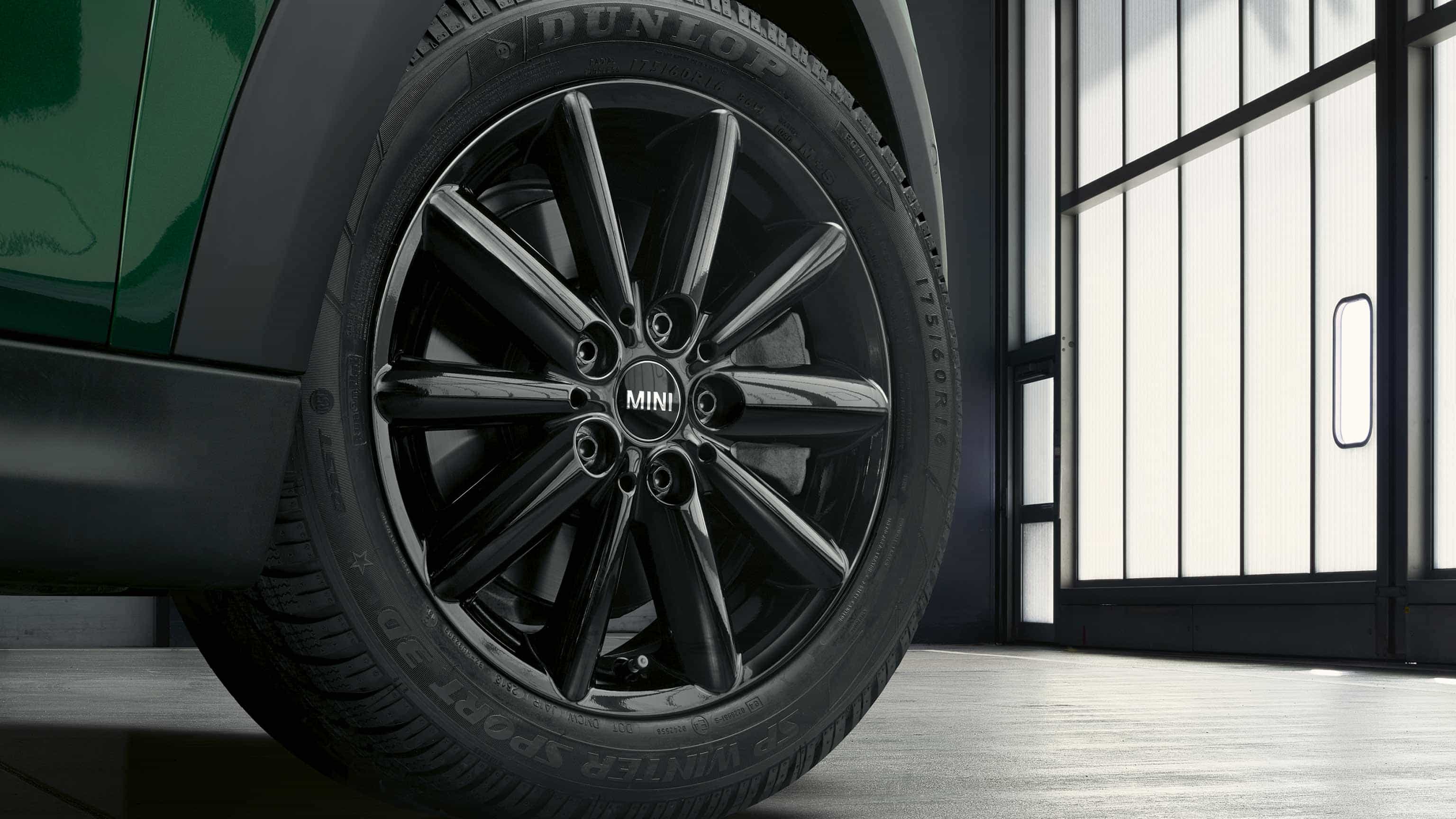 MINI ORIGINAL RÄDER UND REIFEN.